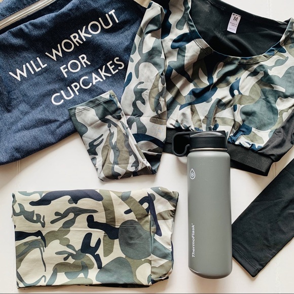 Pants & Jumpsuits | Camo Workout Set Wgym Bag | Poshmark